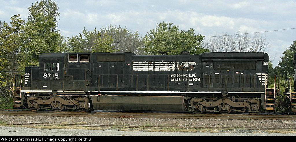 NS 8715